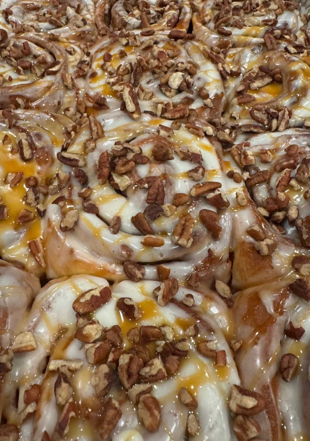 Roasted Caramel Pecan Roll (Half Dozen) – Starr Bakery